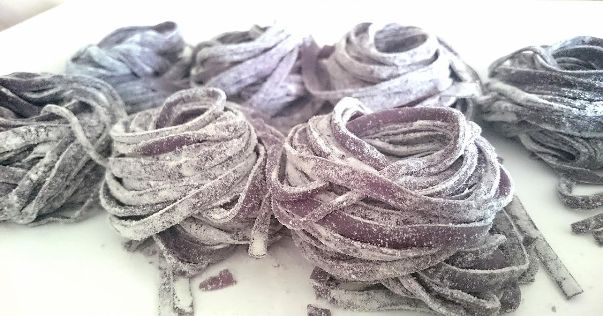 Cooking with Dozo_toy: Homemade Purple Pasta เส้นบะหมี่หรือพาสต้าสด