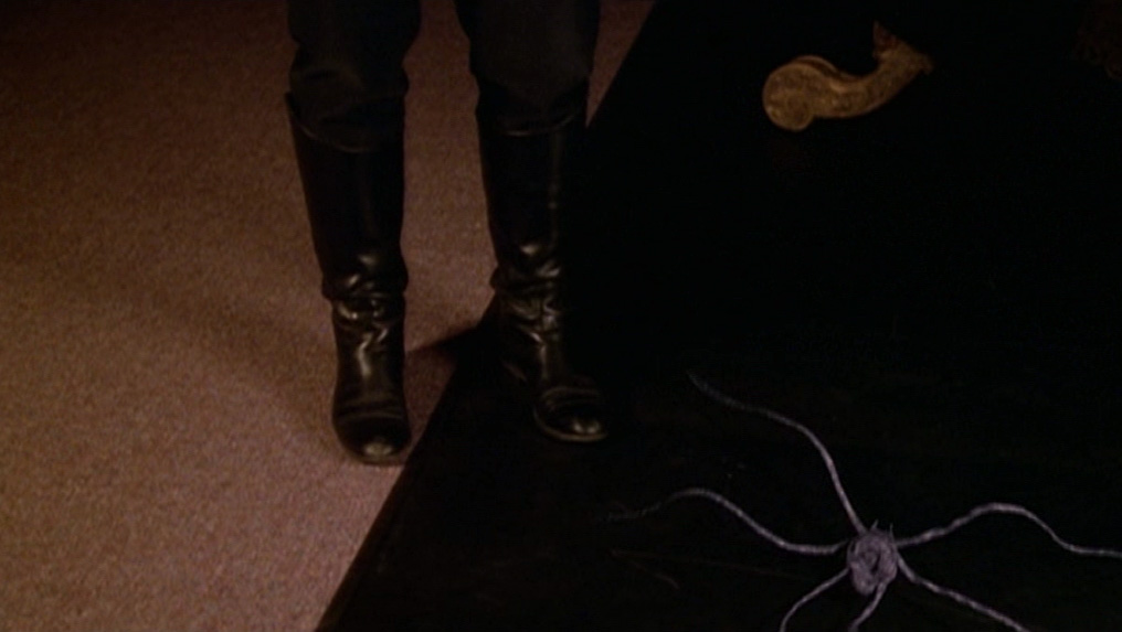 Ray Hardgrit's Sci-Fi Adventures: Babylon 5 5-18: The Fall of Centauri ...