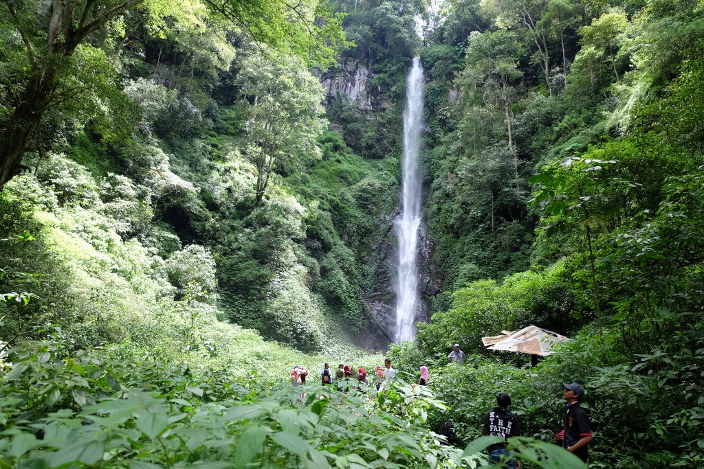 My Travel Blog: Sensasi di Coban Rais