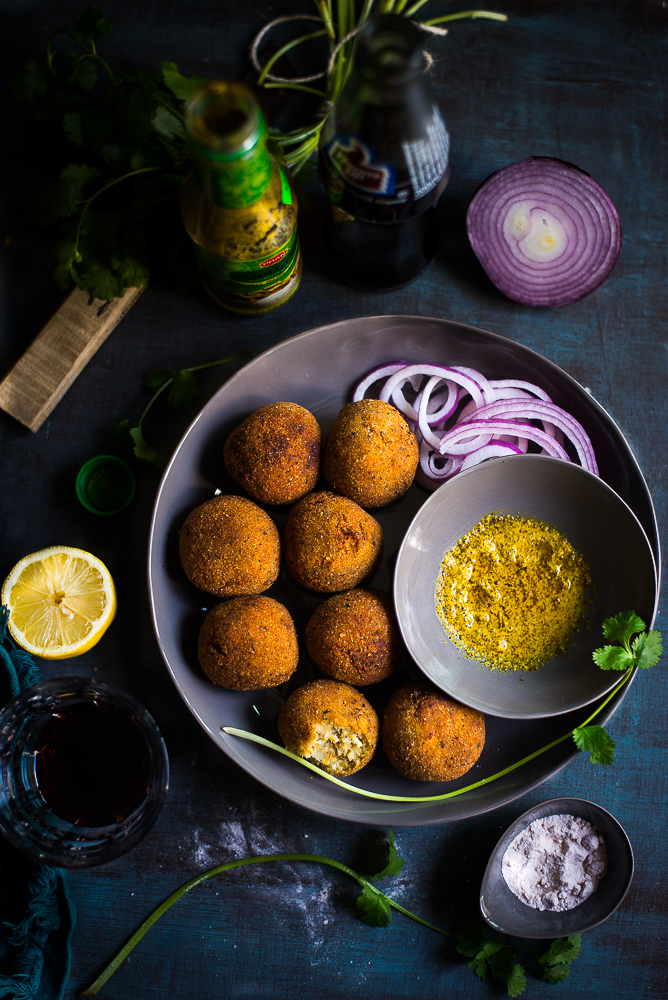 Mix and Stir: Macher Chop (Bengali Fish Croquettes / Fish Cutlets)