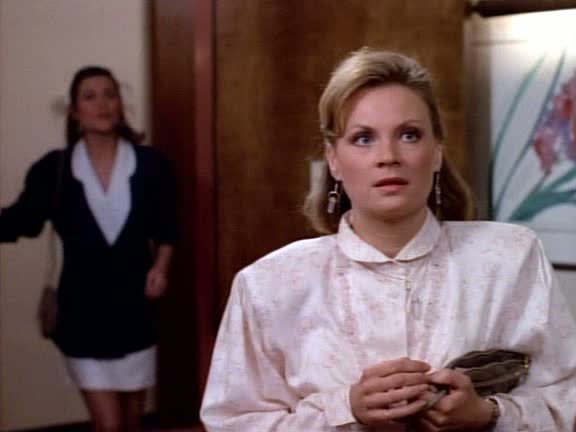 Zebradelic: Actress Jennifer Holmes