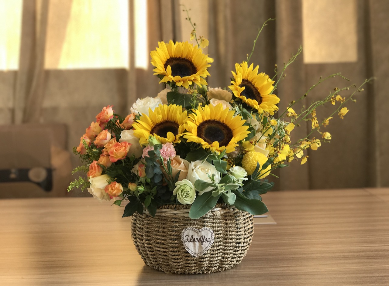AUTENS DIRECT: The flower language and meaning of sunflower. Who is it for?