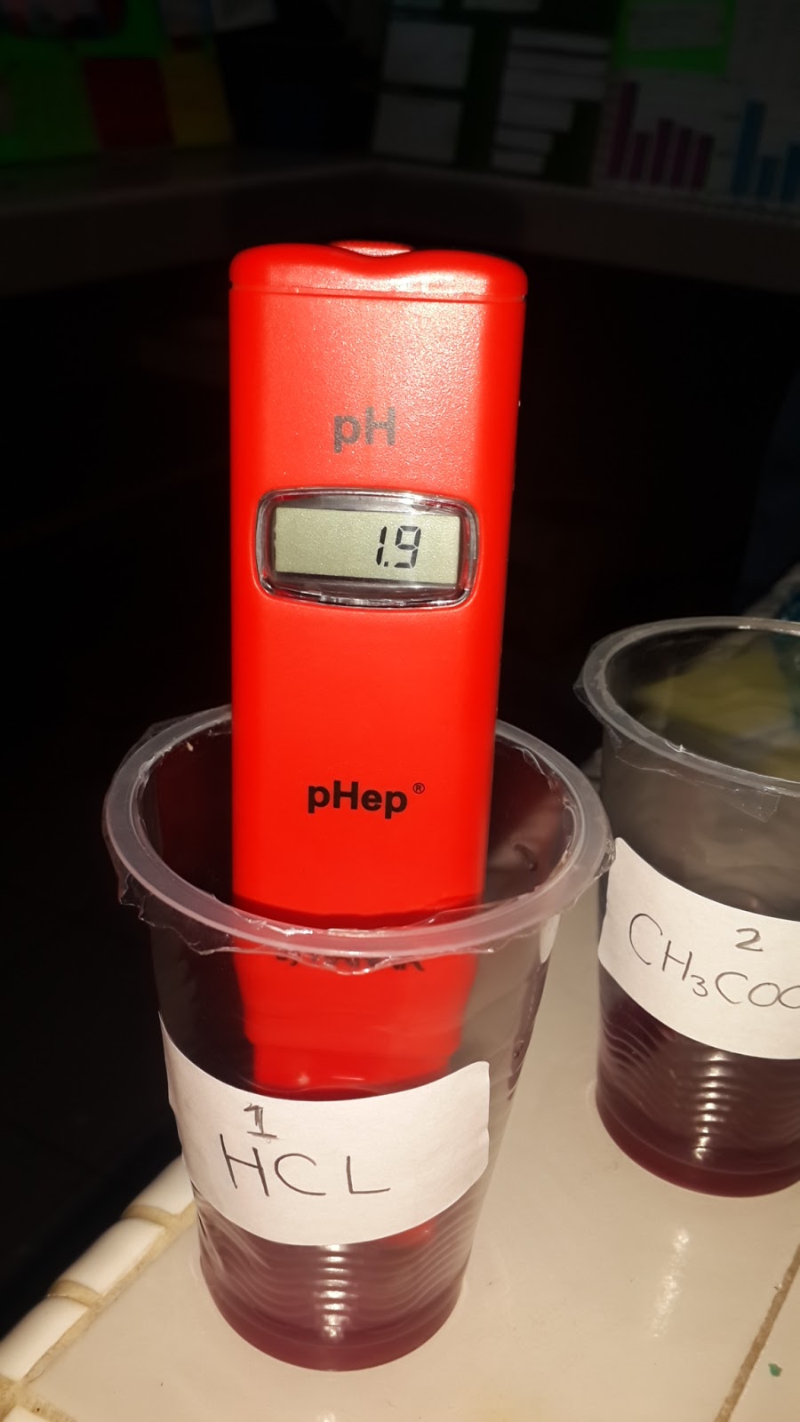 CHEMISTRY LIVES EVERYWHERE: Menentukan Trayek pH dan Warna dari ...