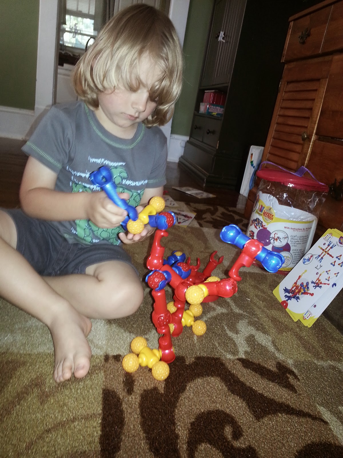 Kids Get Creative with ZOOB JR. Building Sets #Review - Mommy's Block Party