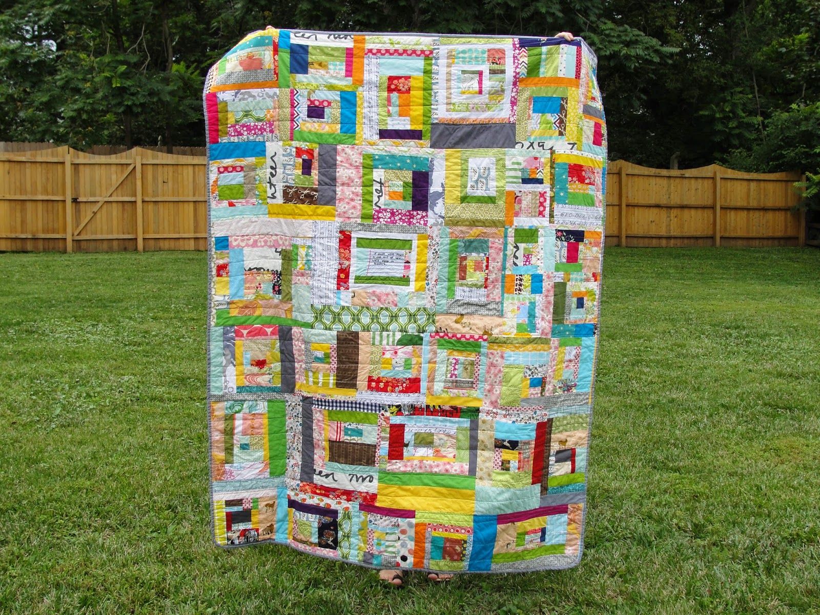 Hello Designs: Crazy Improv Log Cabin Quilt