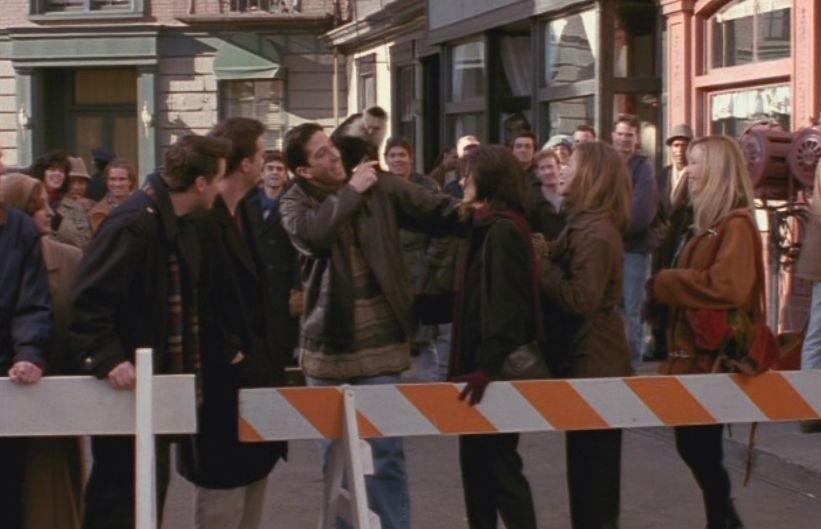 Filming Locations of Chicago and Los Angeles: Friends: Season 2