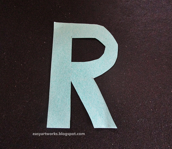 easy Artworks : Letter Cutting: R