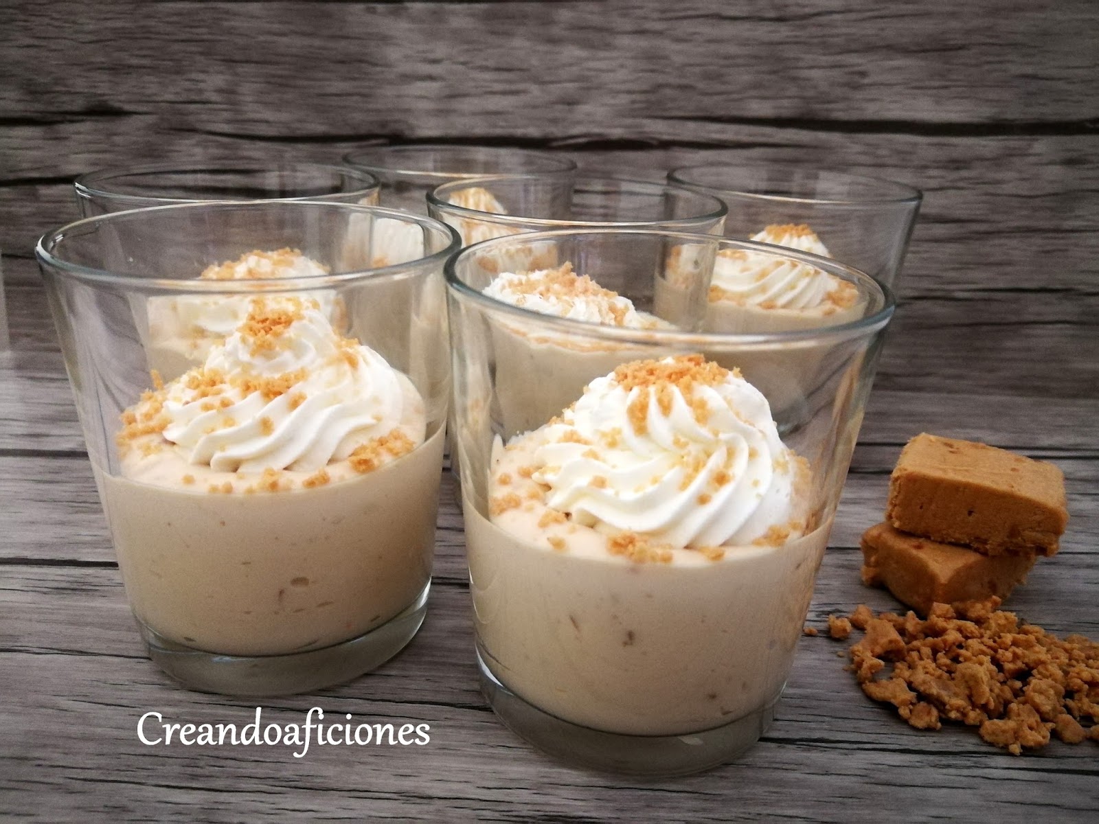 Crema de turrón con mascarpone, nata y Baileys
