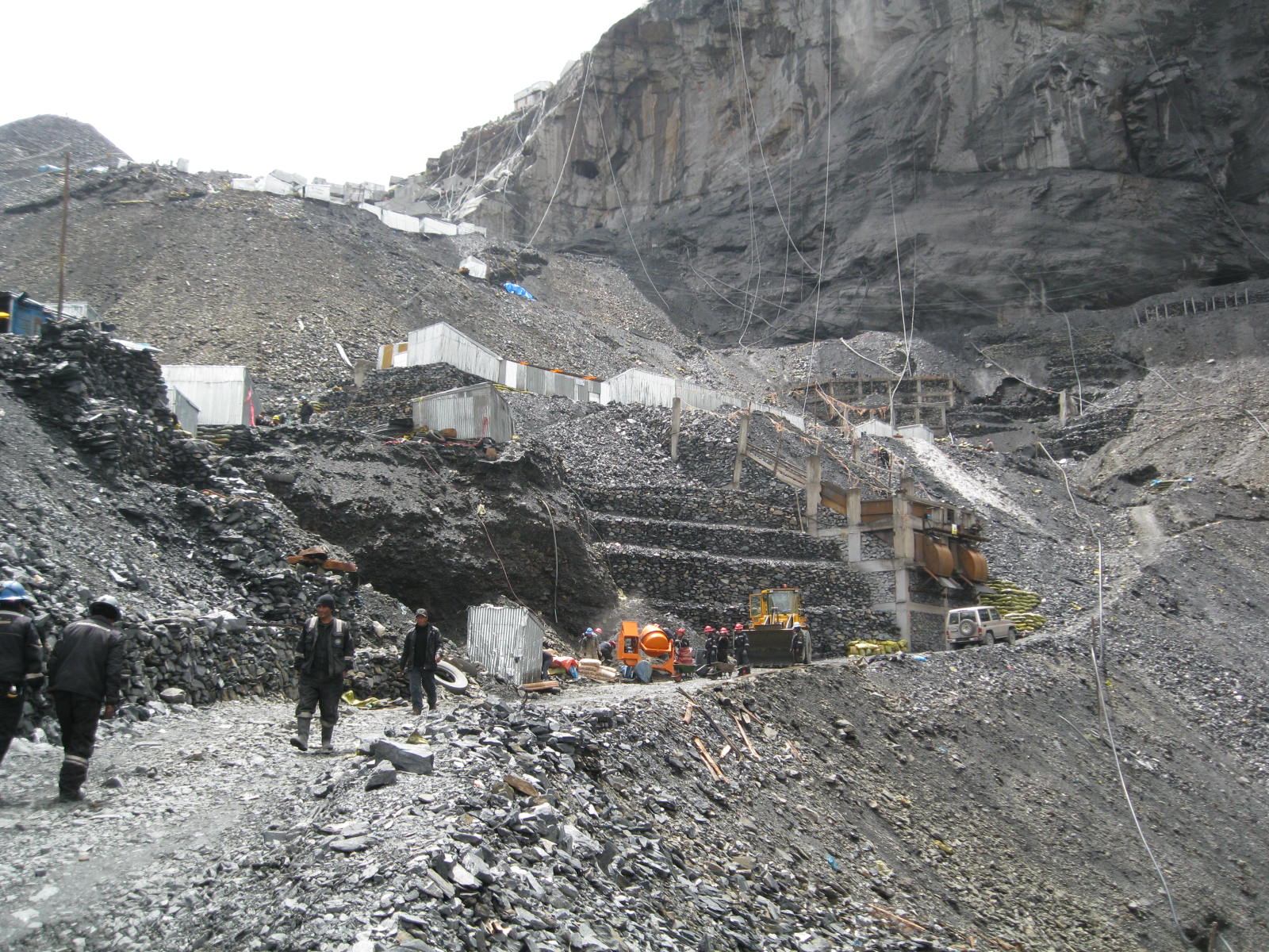 speleominas: Visita a las minas de La Rinconada (Puno, Perú)