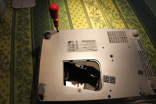 Cut the Cable: Clean colour wheel of Optoma HD72