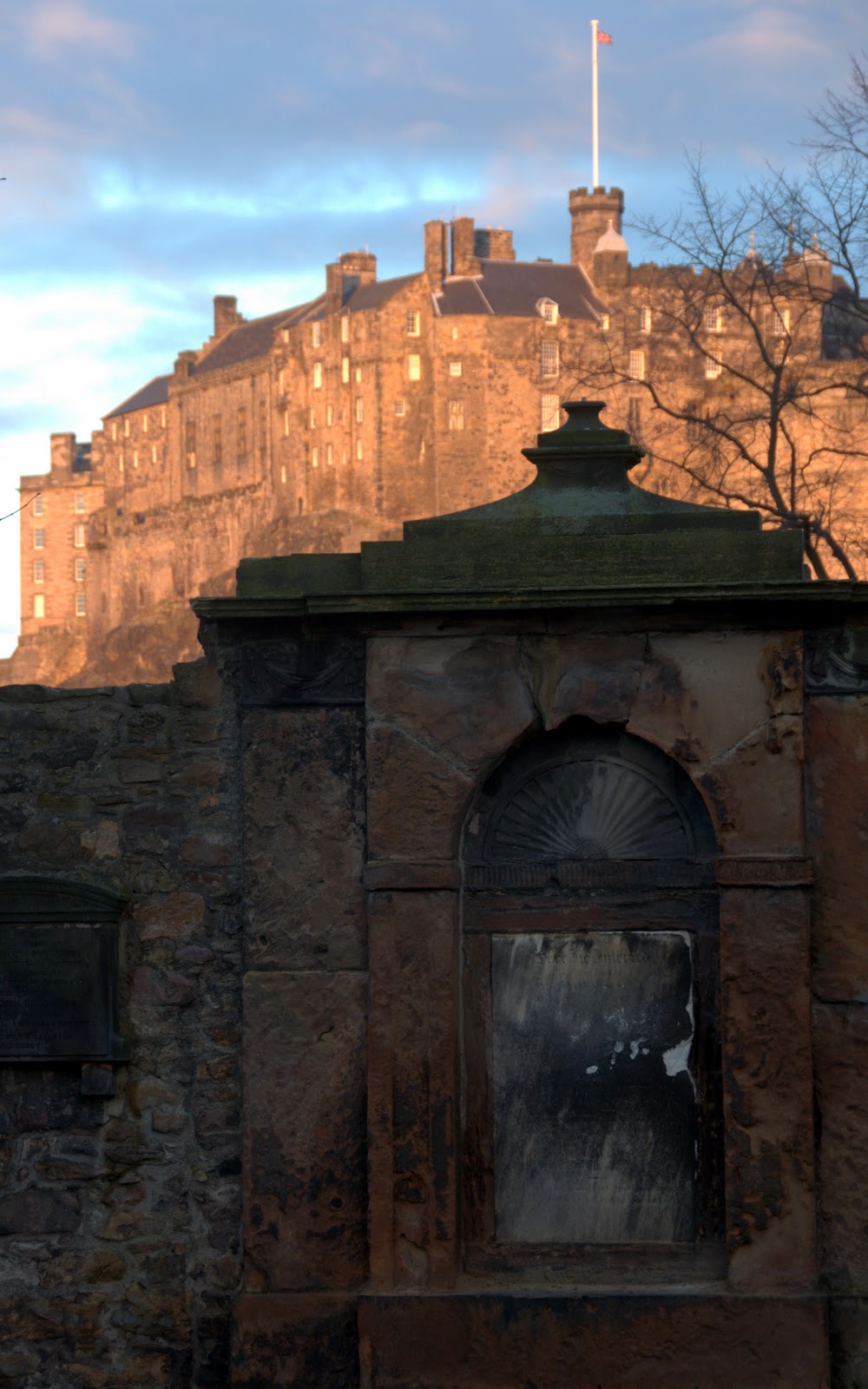 Finding Hawkins: A Yank Lost Abroad: Edinburgh - Grey Stone, Grey ...