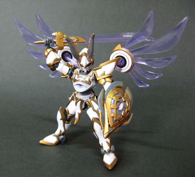 "Dan-Ball Senki "紙箱戰機 LBX 1 : 1 LUCIFER路西法