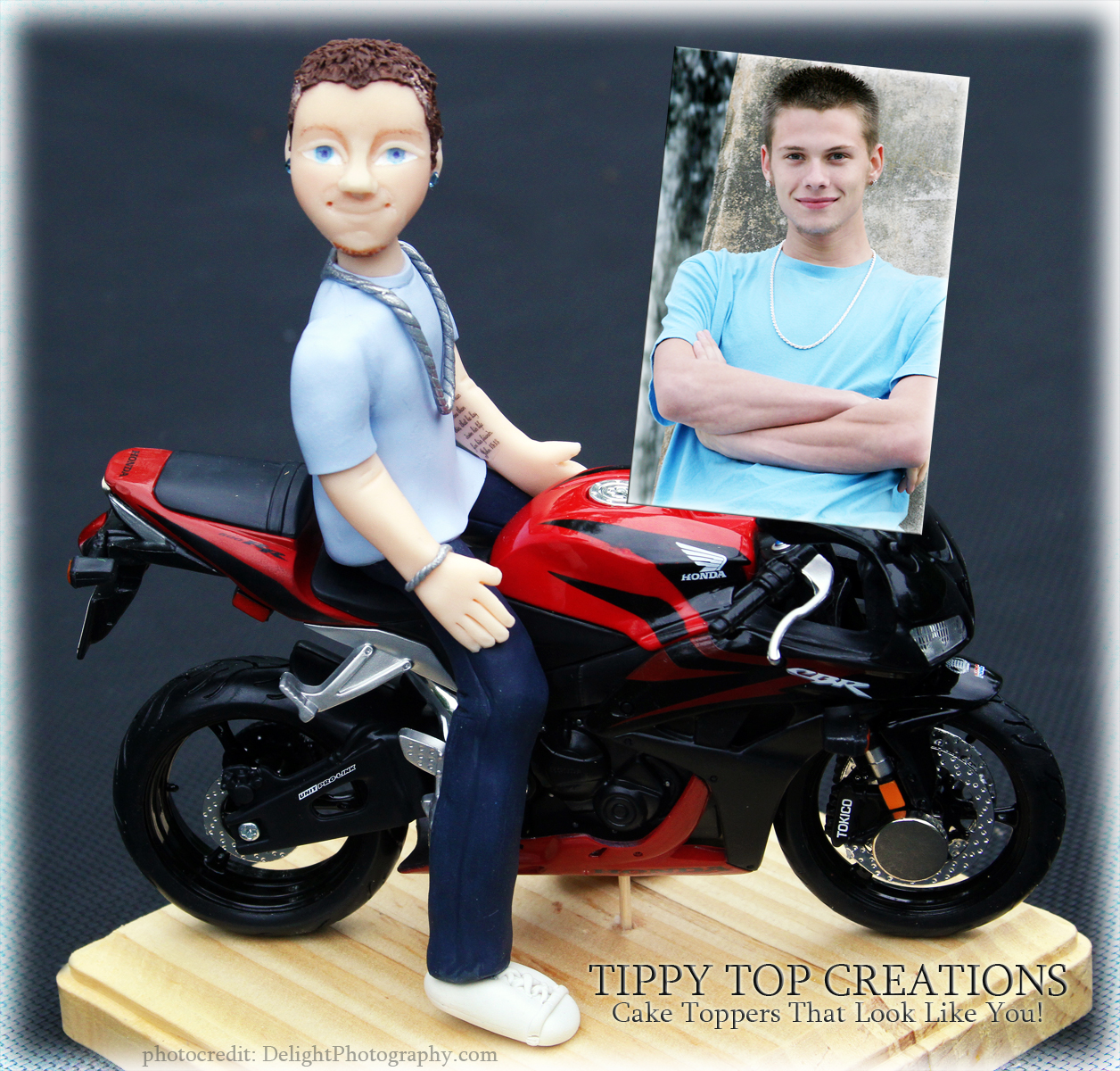 Tippy Top Creations - Graduation Cartoon Cake Topper | Delight ...