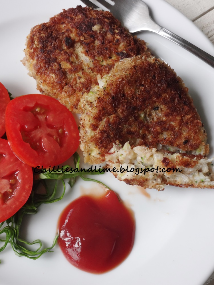 Chillies and Lime: Cheesy Broccoli And Tuna Rice Cakes