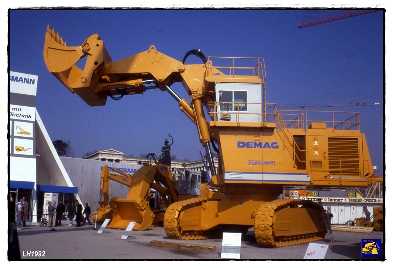 Bagger Galerie Construction Machines: DEMAG H185S Miningshovel ...