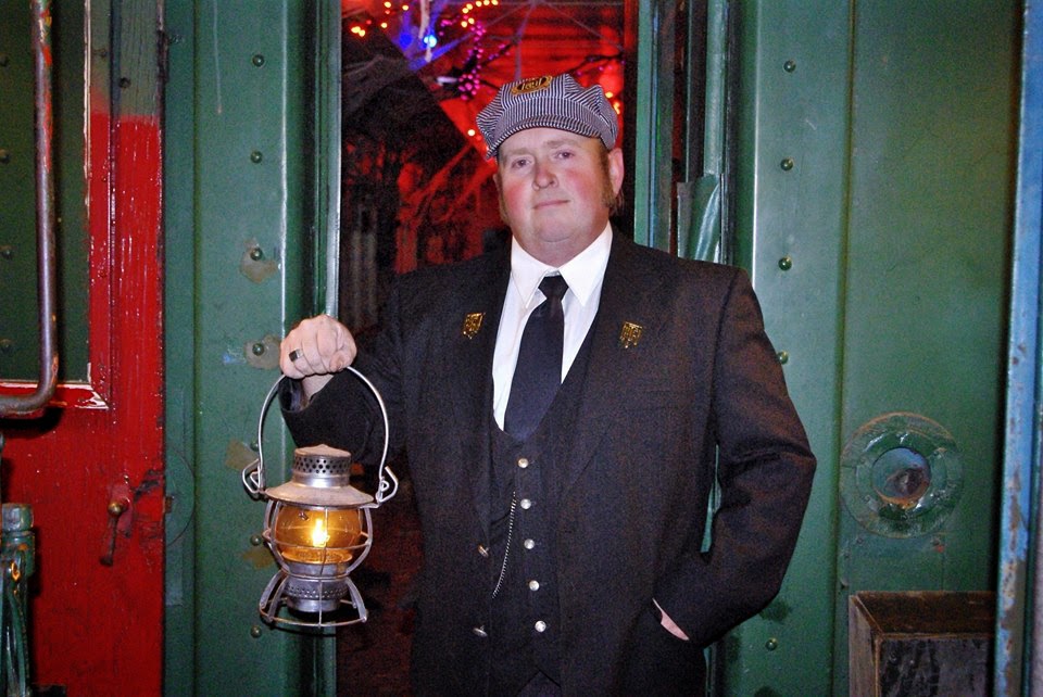 Digital Notebook: Ride A Secret Haunted Rail Car for Hallowen