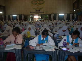 Rozaini Othman (Guru Cemerlang Biologi): Biology Workshop (SMK Jitra)