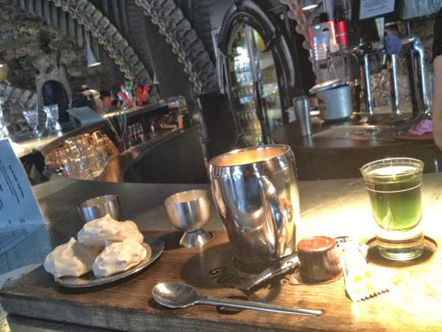 Yummy Chrispytine...Still: Alien Bar in Gruyére