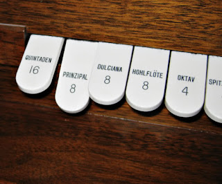 The Latter-day Saint Organist: Lesson 2: Demystifying the Organ Stops ...