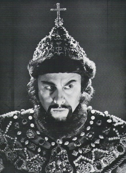 El imperio de los sinsentidos: George London canta la muerte de Boris ...