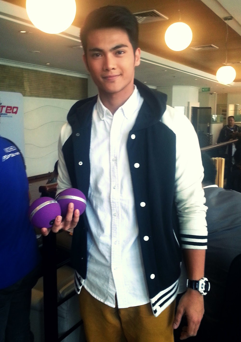 DOSS: Eye Candy Speakers and Speakerphones (by Philteq) - The Daily ...