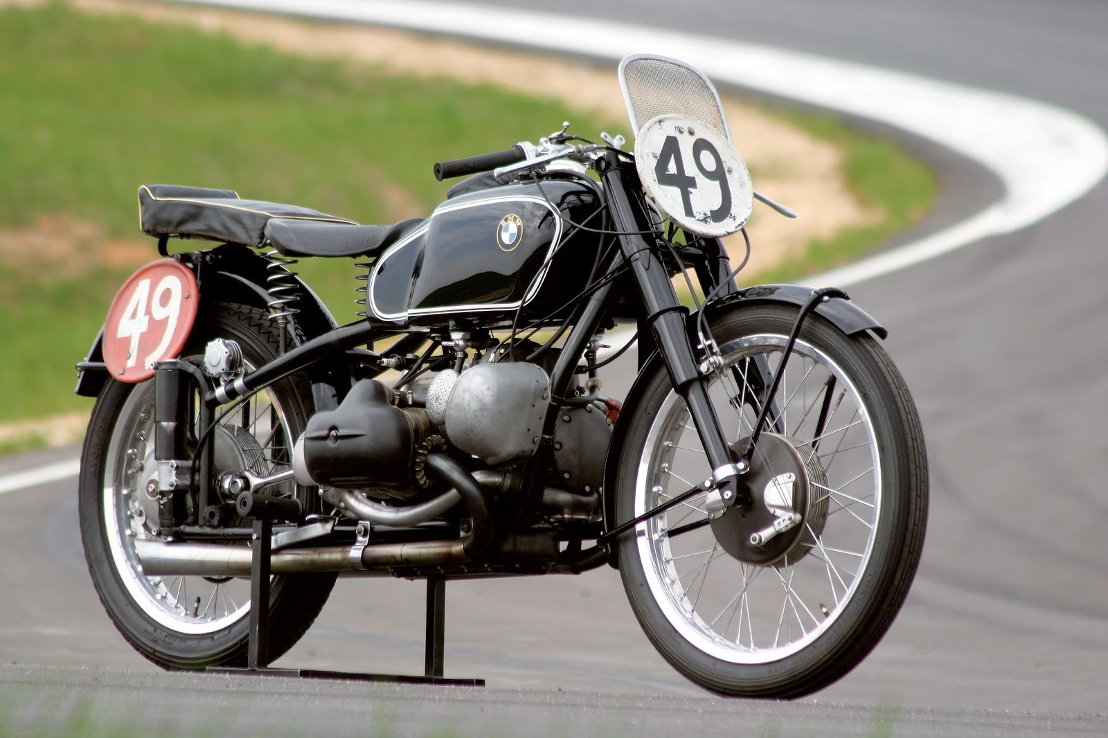 Musings Of A Motorcycle Aficionado........: BMW Kompressor