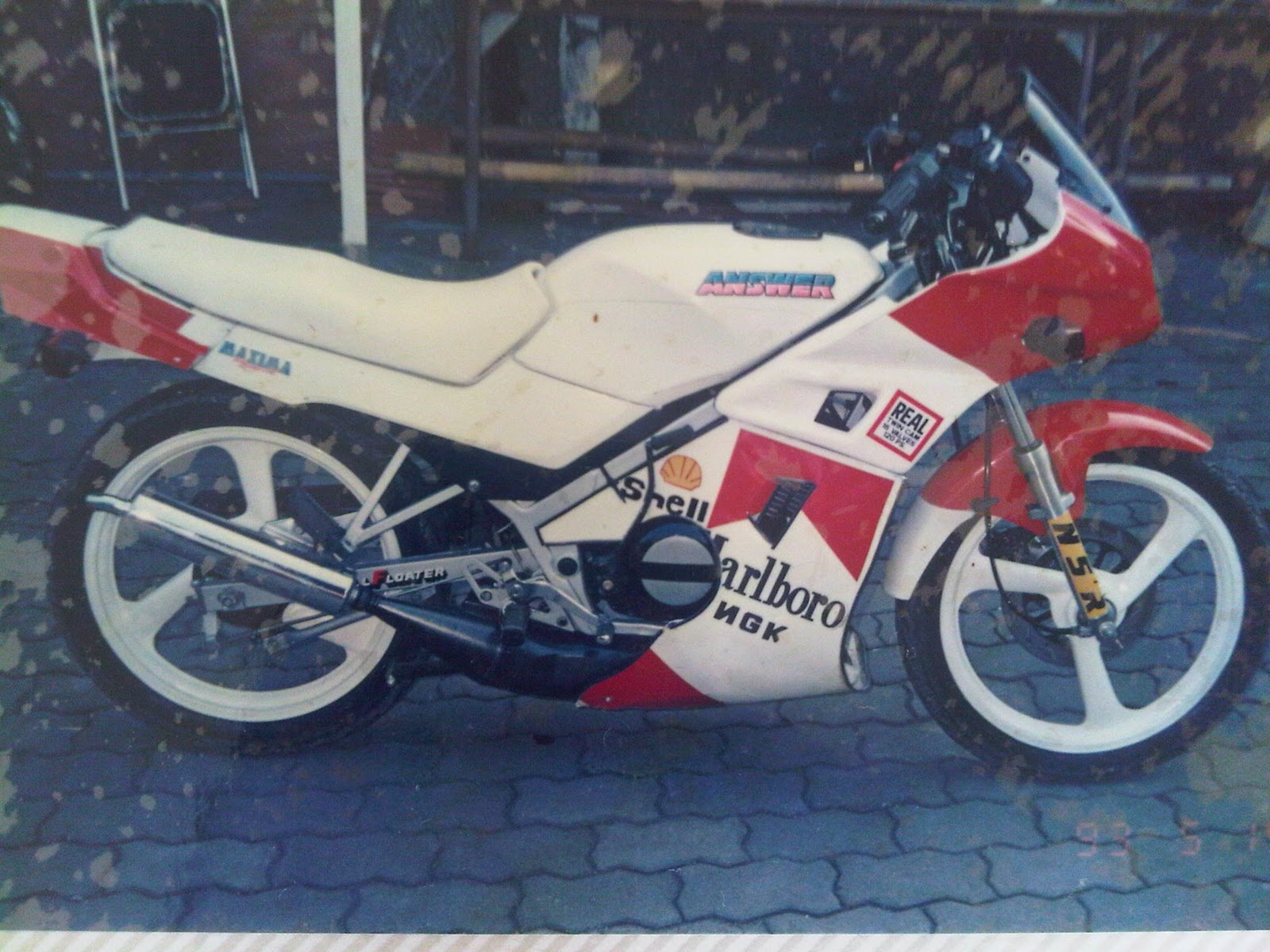 baranghobi: Suzuki RGR 150