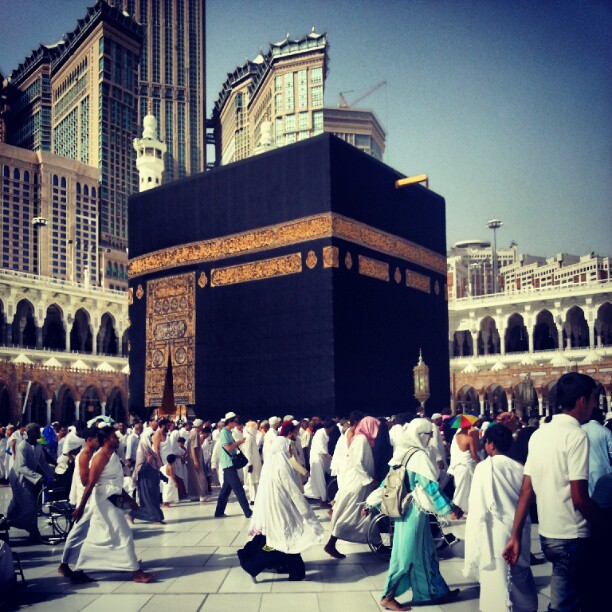 Wordless Wednesday #39 - Depan Kaabah | Born To Be Engineer | putra87®