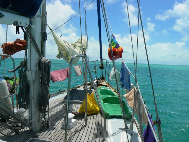 SAILING HELENA: Funafuti, Tuvalu