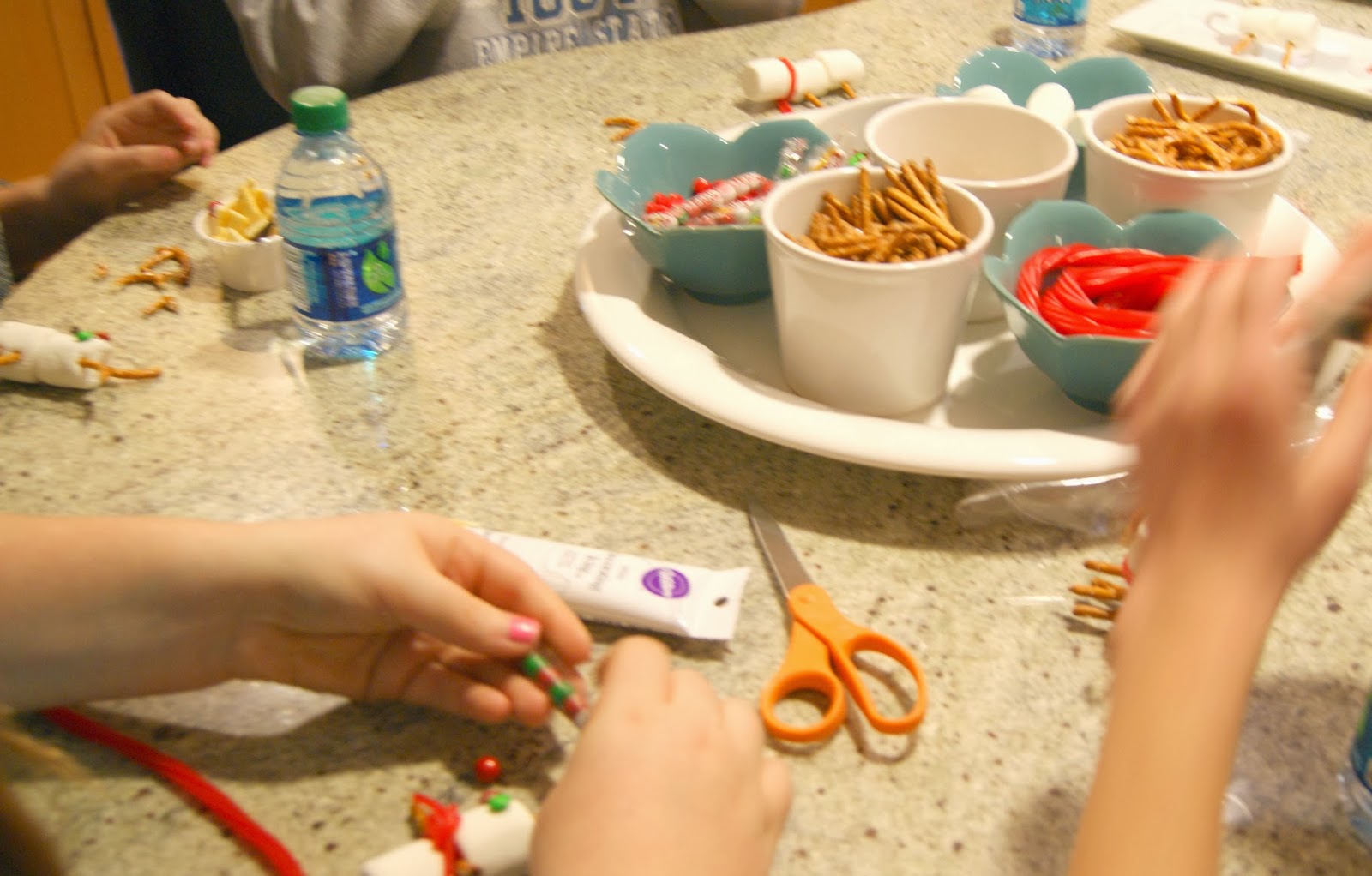 michelle paige blogs: Marshmallow Reindeer Activity