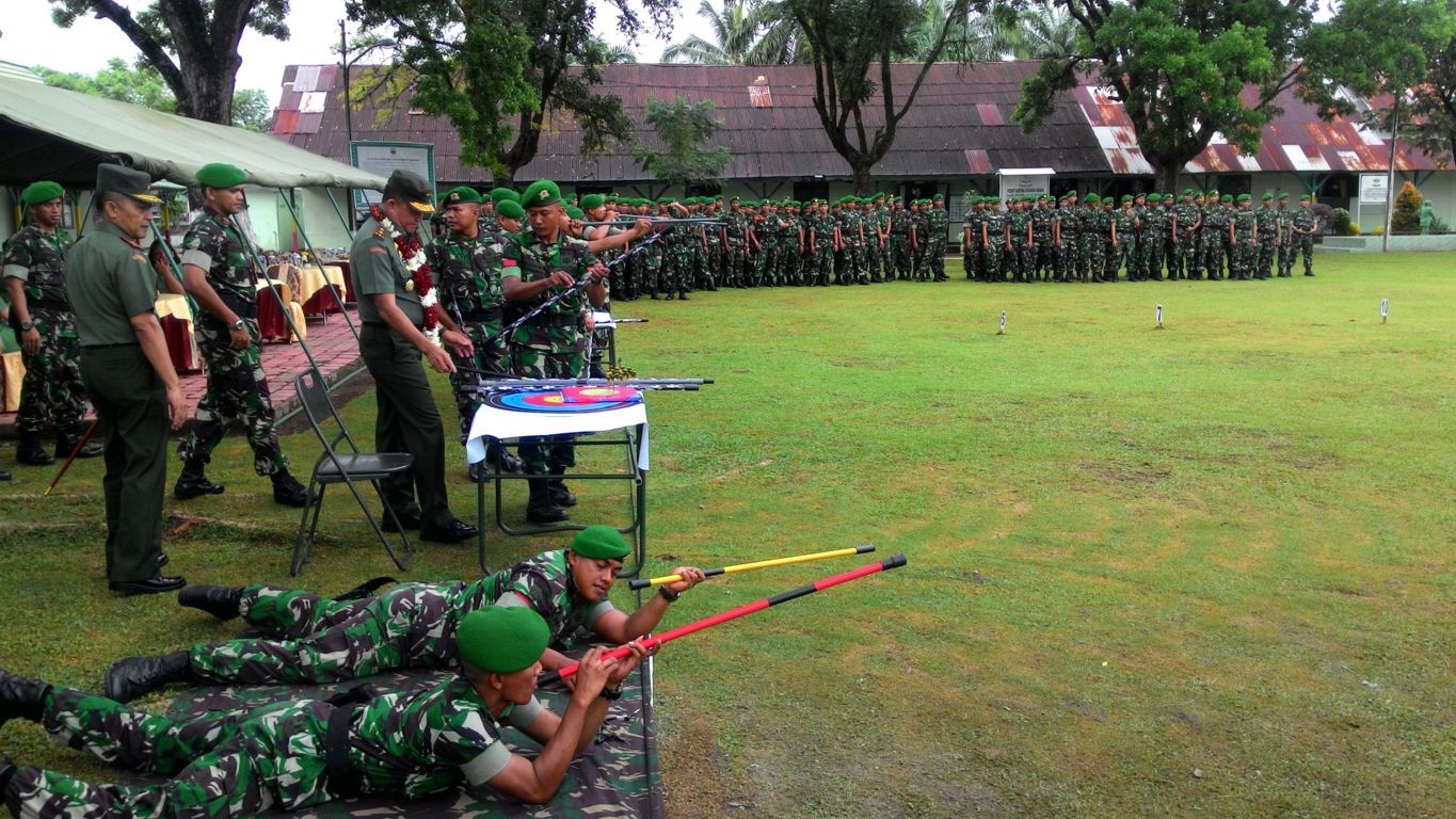 Alat senjata sumpit made in Archery bukittinggi Diperagakan pada ...