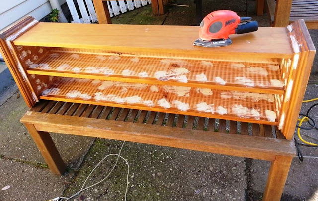 vintage biyt: Upcycled CD cabinet