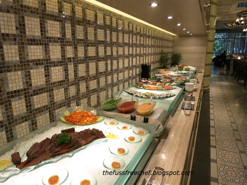 the FUSS FREE chef: Food Review : Weekend Dinner Buffet @ Mosaic ...