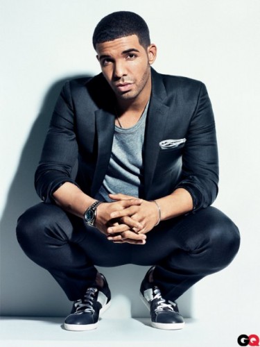 CLASSIC TZ: Drake Pose For The Photo Shoot
