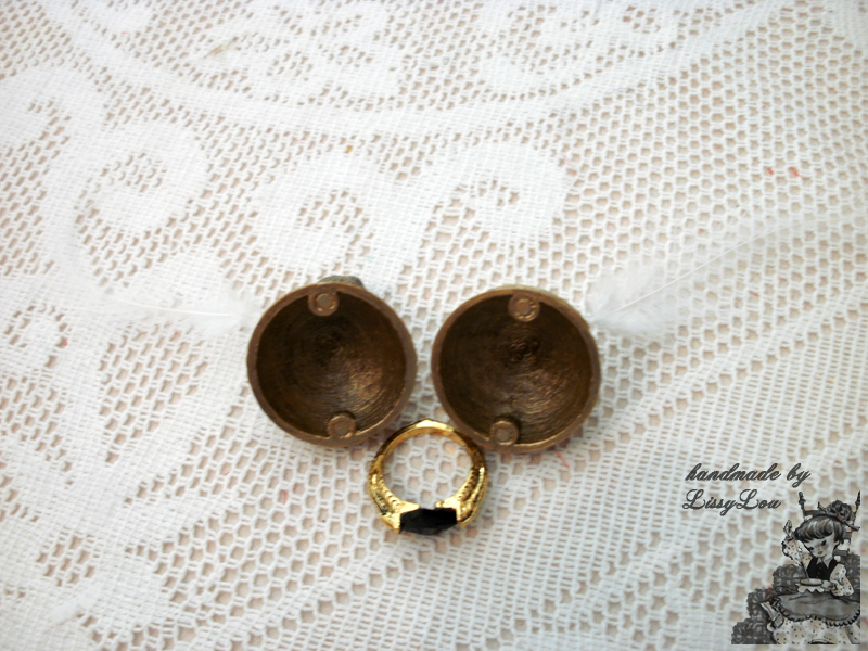 Handmade by Lissy Lou: Remembrall & Golden Snitch