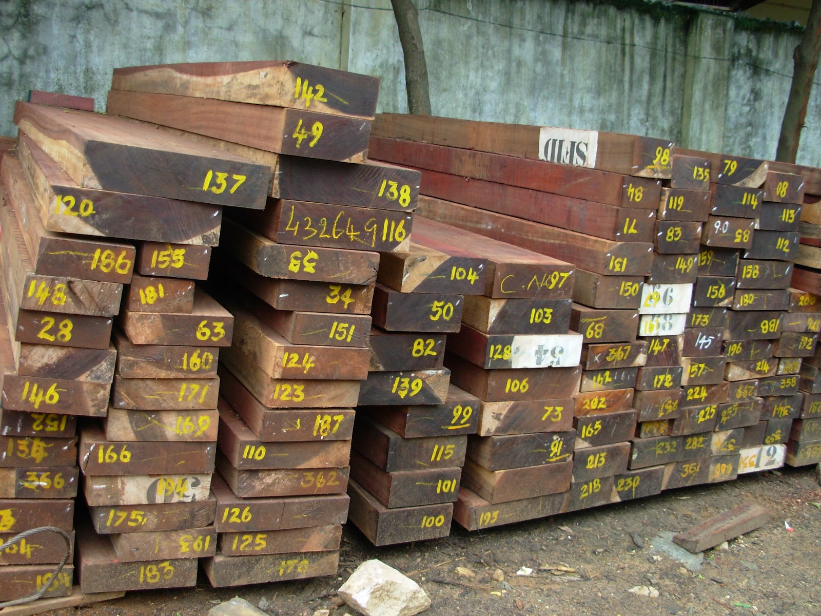 HIGH QUALITY TIMBERS AND DOORS