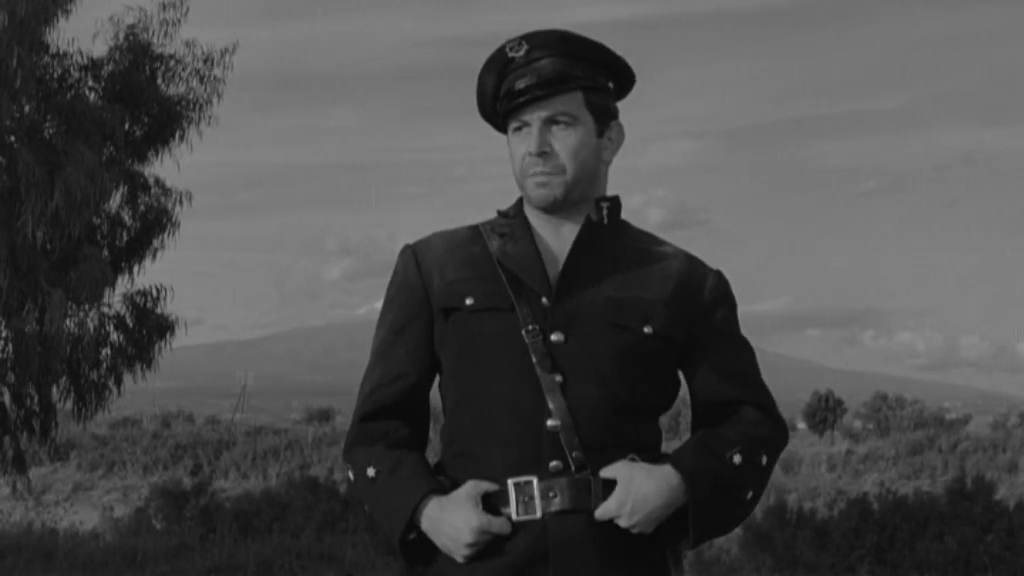 El diario de un cinéfilo clásico: The Angel Wore Red (El ángel vestido ...