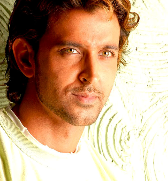 Bollywood Actor Photos: Hrithik Roshan Hot Photos Wallpapers Videos ...