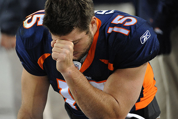 Melformer: Tim Tebow is America’s favorite active pro athlete :)) I ♡ him
