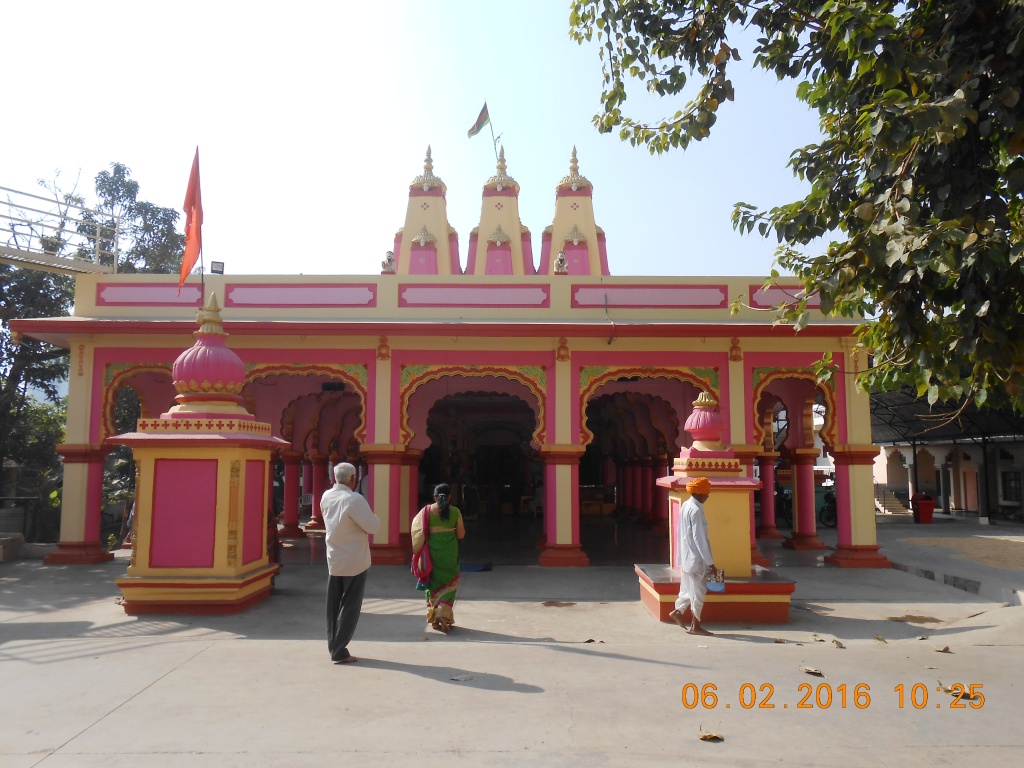VELUDHARAN TEMPLES VISIT : Panchavati / Ramar Kudil, Parnasala, Hanuman ...
