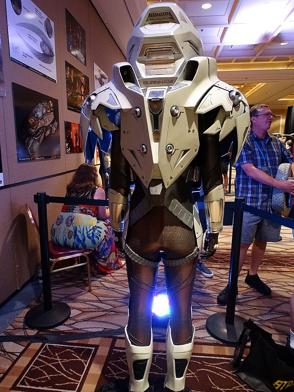Star Trek Prop Costume And Auction Authority Star Trek Discovery