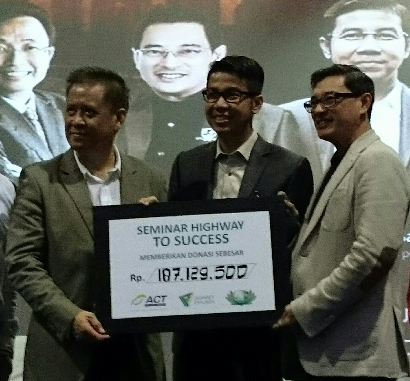 Seminar Motivasi IPPHO SANTOSA (Motivator Indonesia dan Pembicara ...