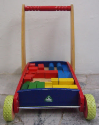 JuaiMurah: ELC Wooden Pushwalker Wagon With Blocks