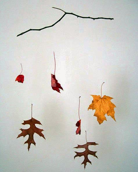 Autumn Leaf Mobile | Munchkins and Mayhem
