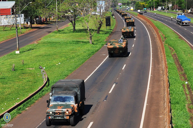 SNAFU!: Brazilian VBTR-MP 6x6 APC in action (pic heavy...part 2)