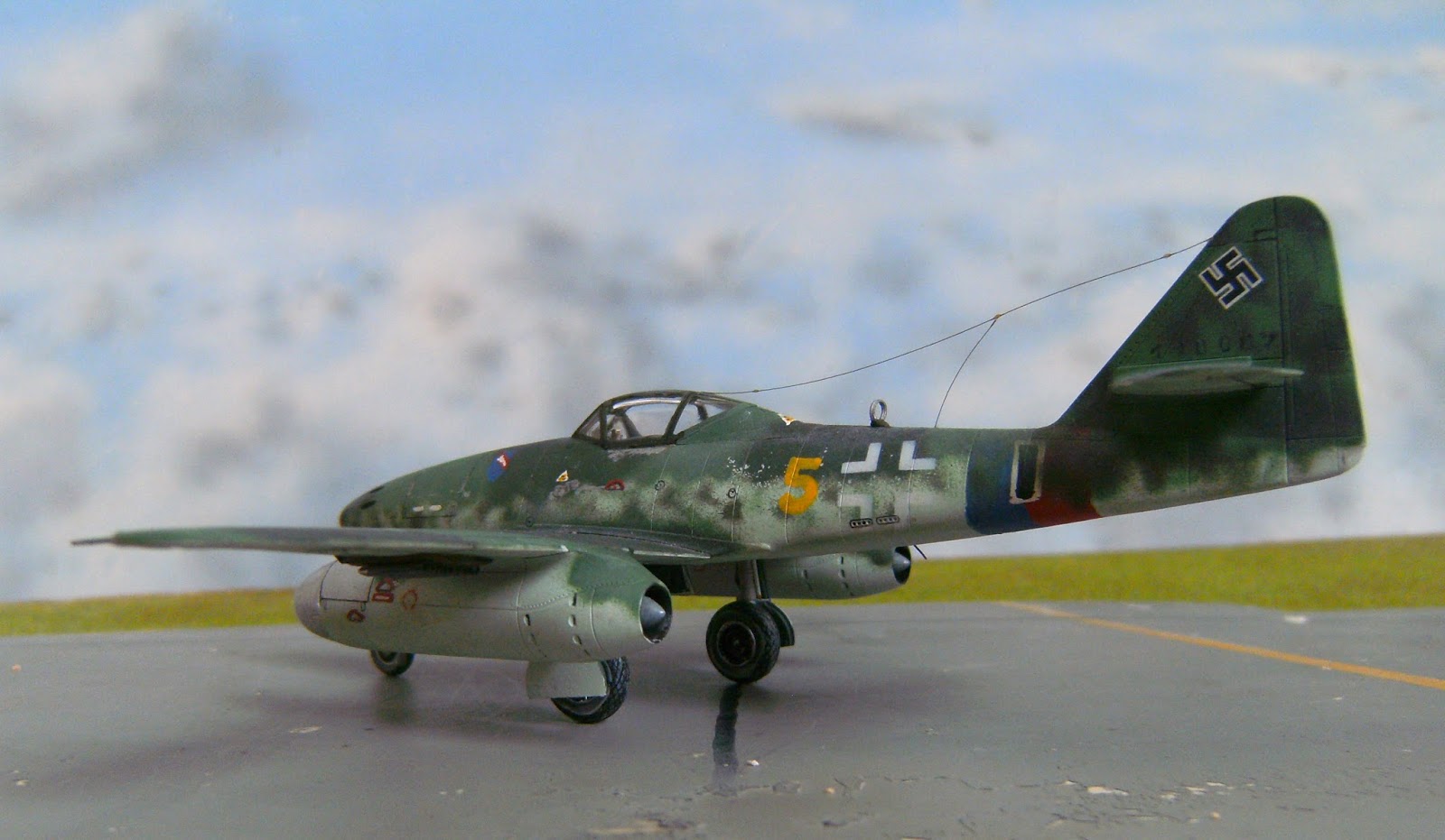 Happyscale-Modellbau: Messerschmitt Me 262 A-1A mit R4M-Raketen ...