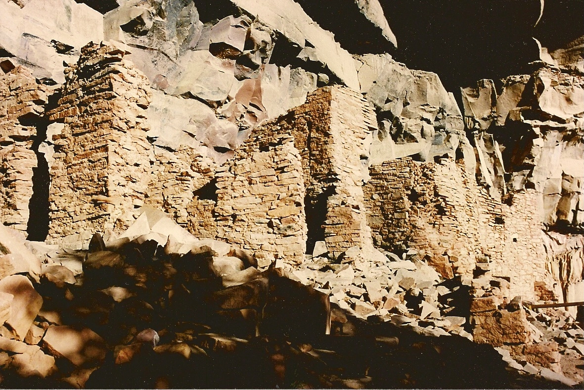 Arizona Jones Outdoor: Palatki and Honanki Ruins, near Sedona Arizona