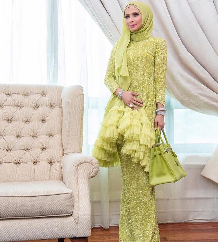 : Koleksi baju raya che ta yang meletup kebabommm