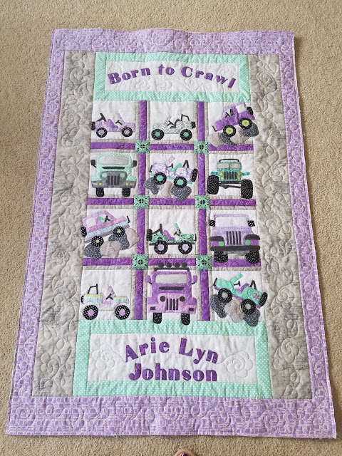 Dreamworthy Quilts: Arie's Jeeps - quilted!