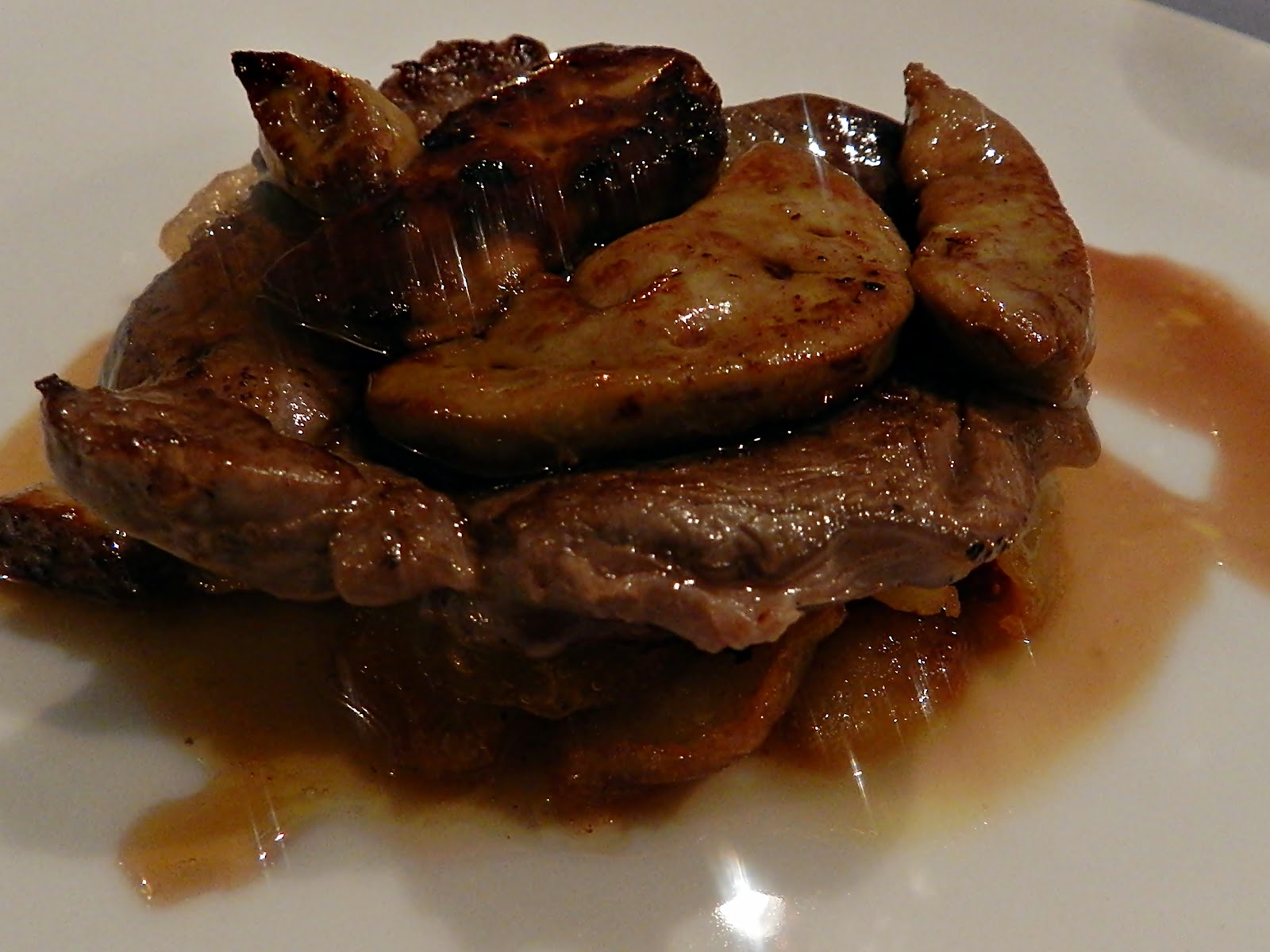 La cocina de Vifran: Solomillo al foie con patatas confitadas
